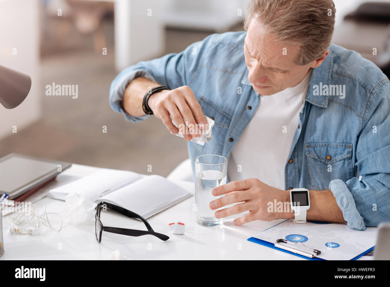 Workplace medicine hi-res stock photography and images - Alamy