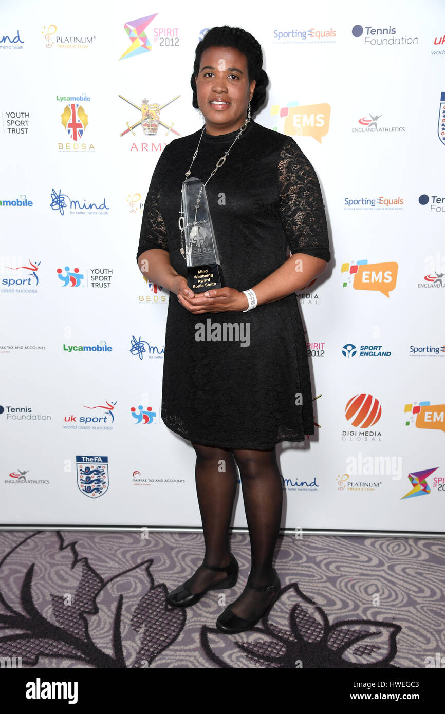 Sonia Smith wins the Mind Wellbeing Award at the third Lycamobile ...