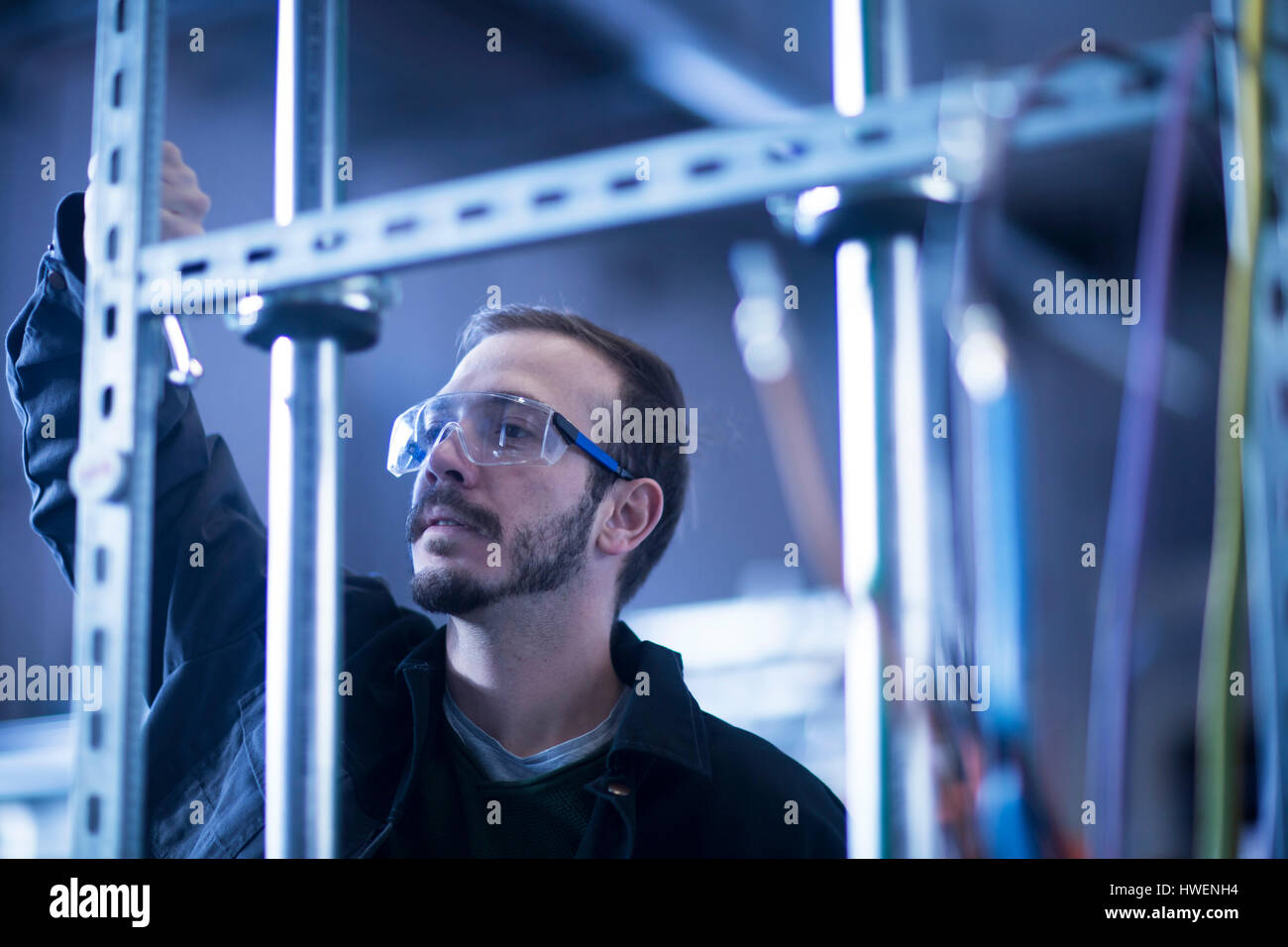 Mechanical fastening hi-res stock photography and images - Alamy