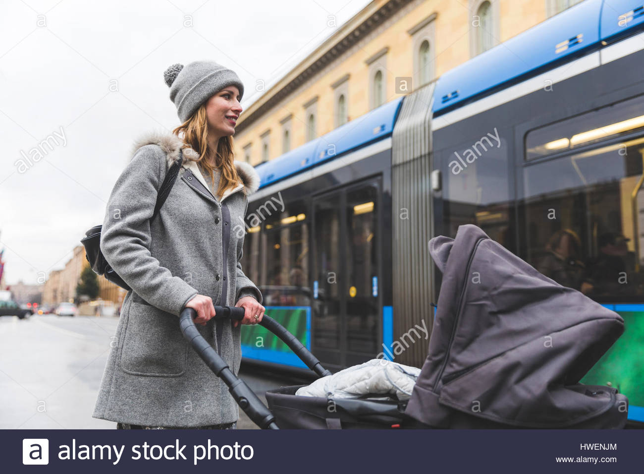 Woman Bus Boarding High Resolution Stock Photography and Images - Alamy