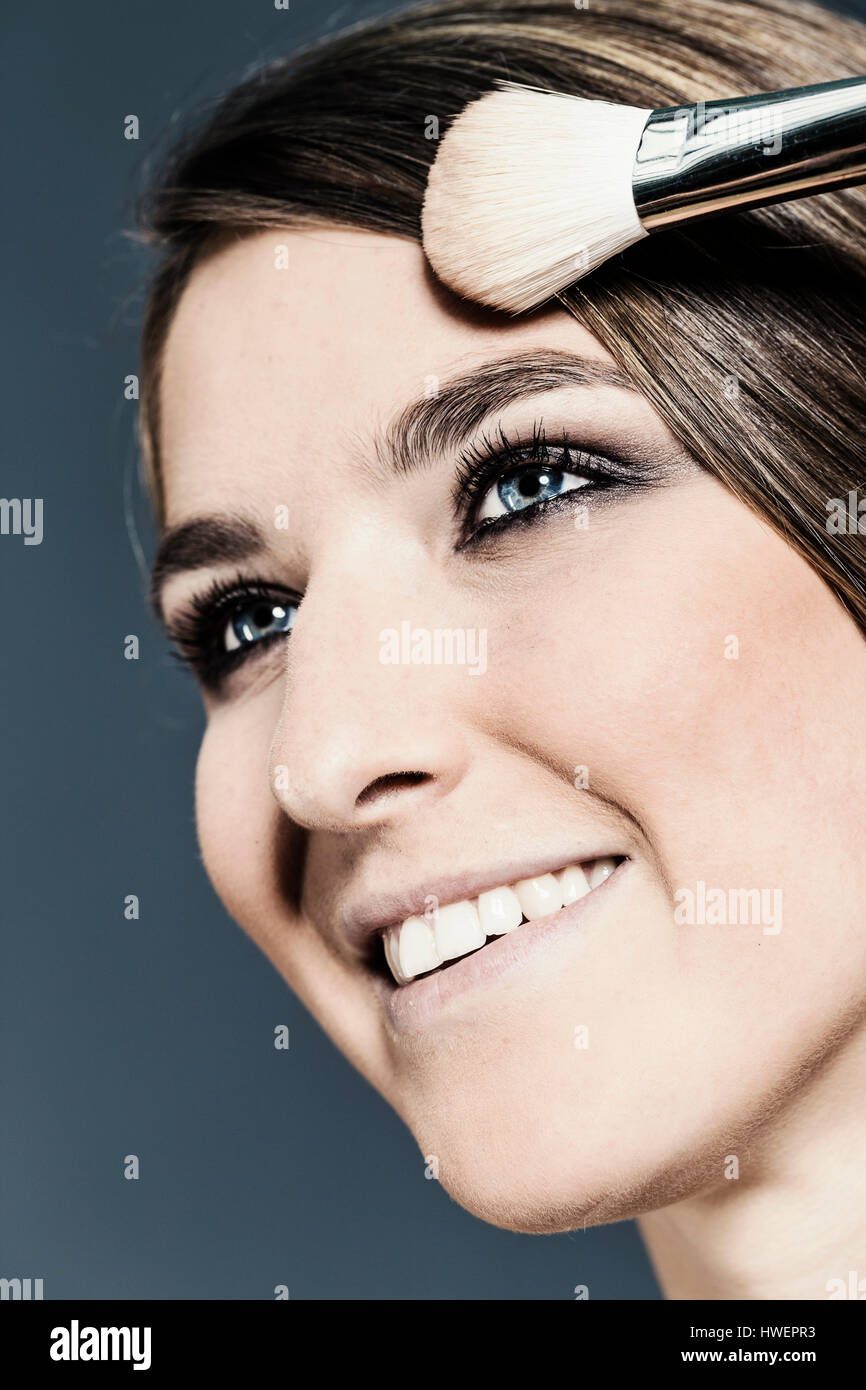 Brown forehead hi-res stock photography and images - Alamy