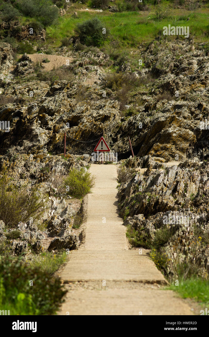 Sharp rocks hi-res stock photography and images - Alamy