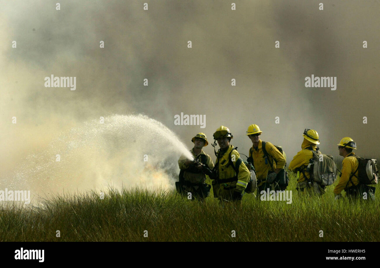 Morongo valley fire hi-res stock photography and images - Alamy