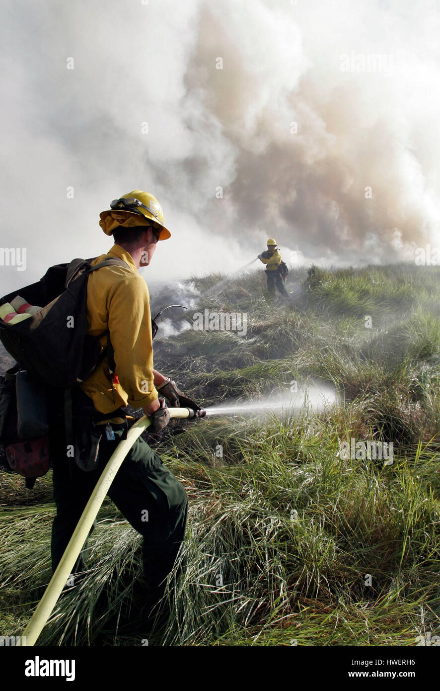 Morongo valley fire hi-res stock photography and images - Alamy