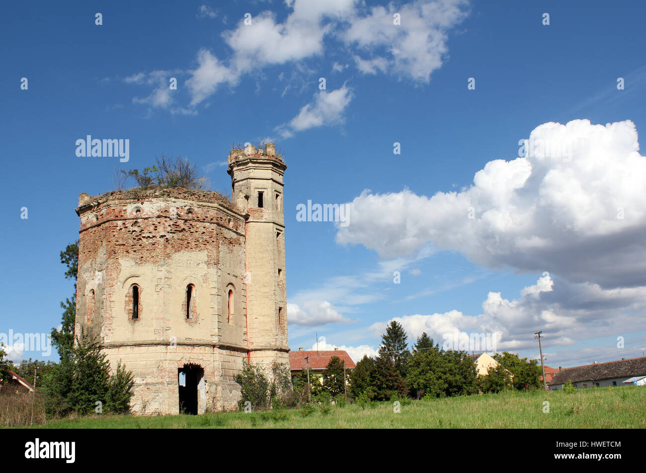 Ruin eastern europe hi-res stock photography and images - Alamy