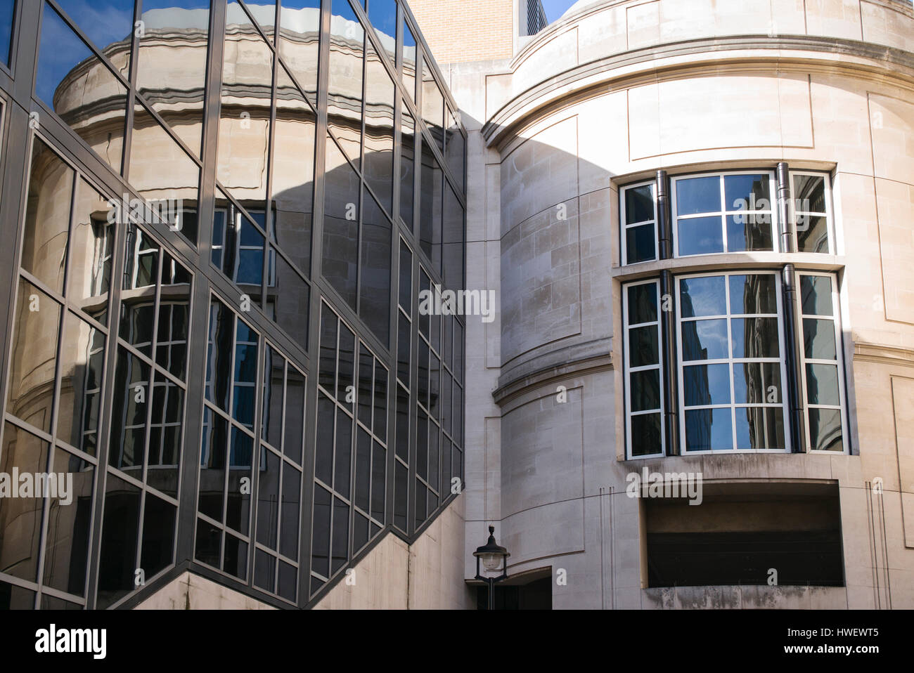 Square window panes hi-res stock photography and images - Alamy