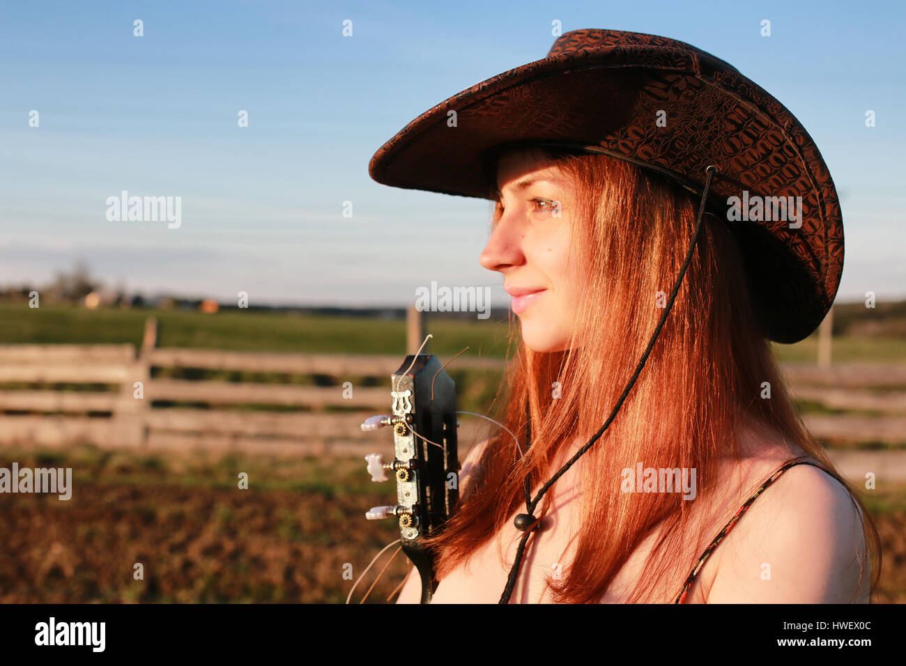 cowgirl hat nature Stock Photo - Alamy