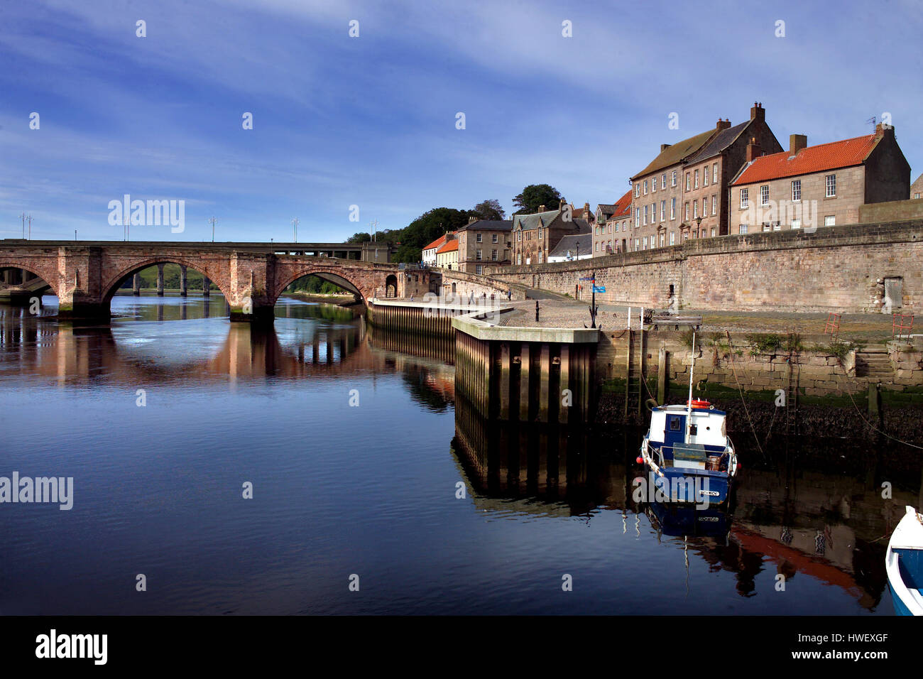 Berwick bridge street hi-res stock photography and images - Alamy