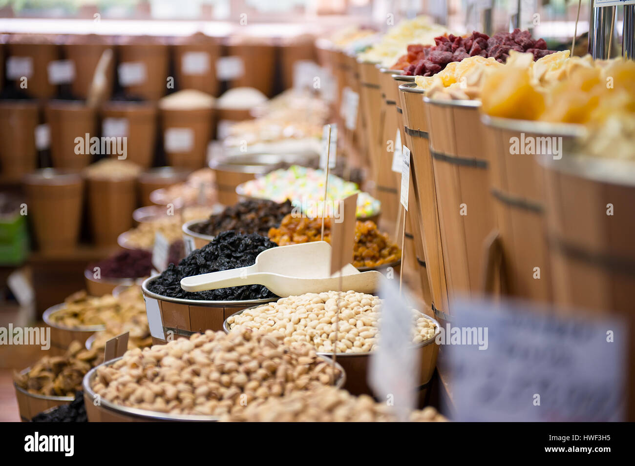 Marrakesh morocco market medina souk nuts hi-res stock photography and ...