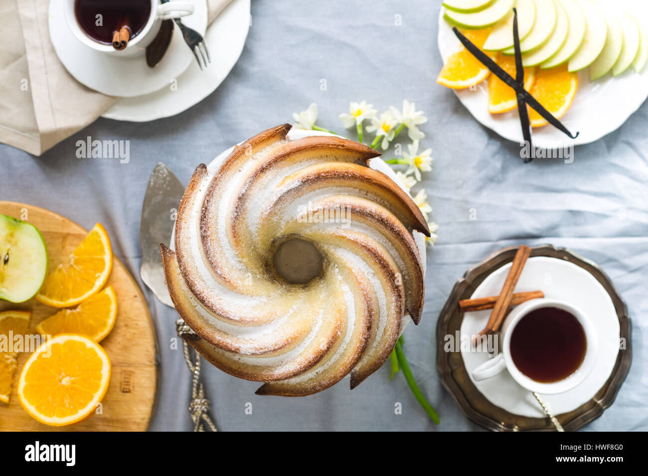 Czech spiral bundt cake - Babovka Stock Photo - Alamy