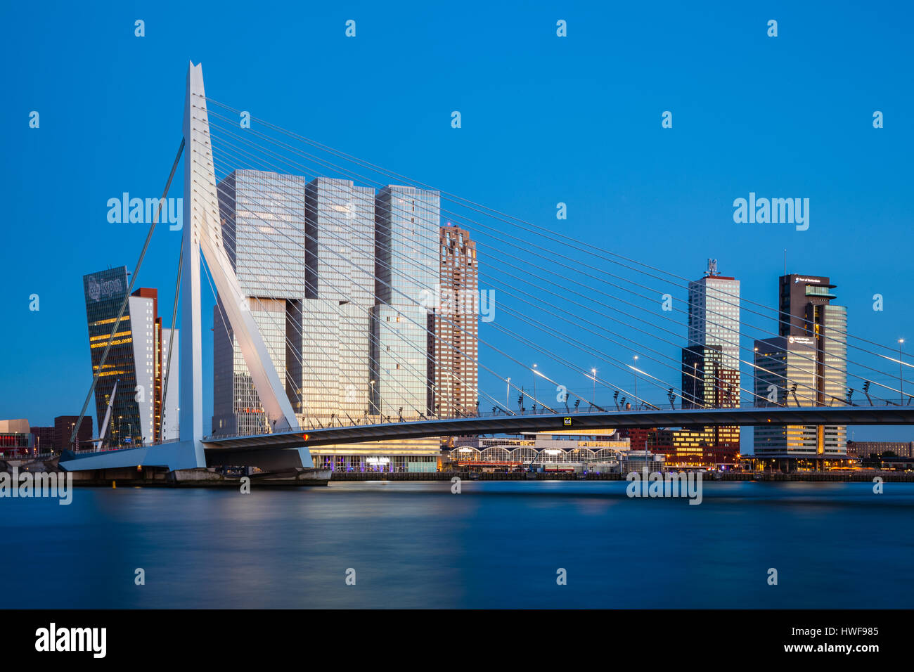 Rotterdam waterfront hi-res stock photography and images - Alamy