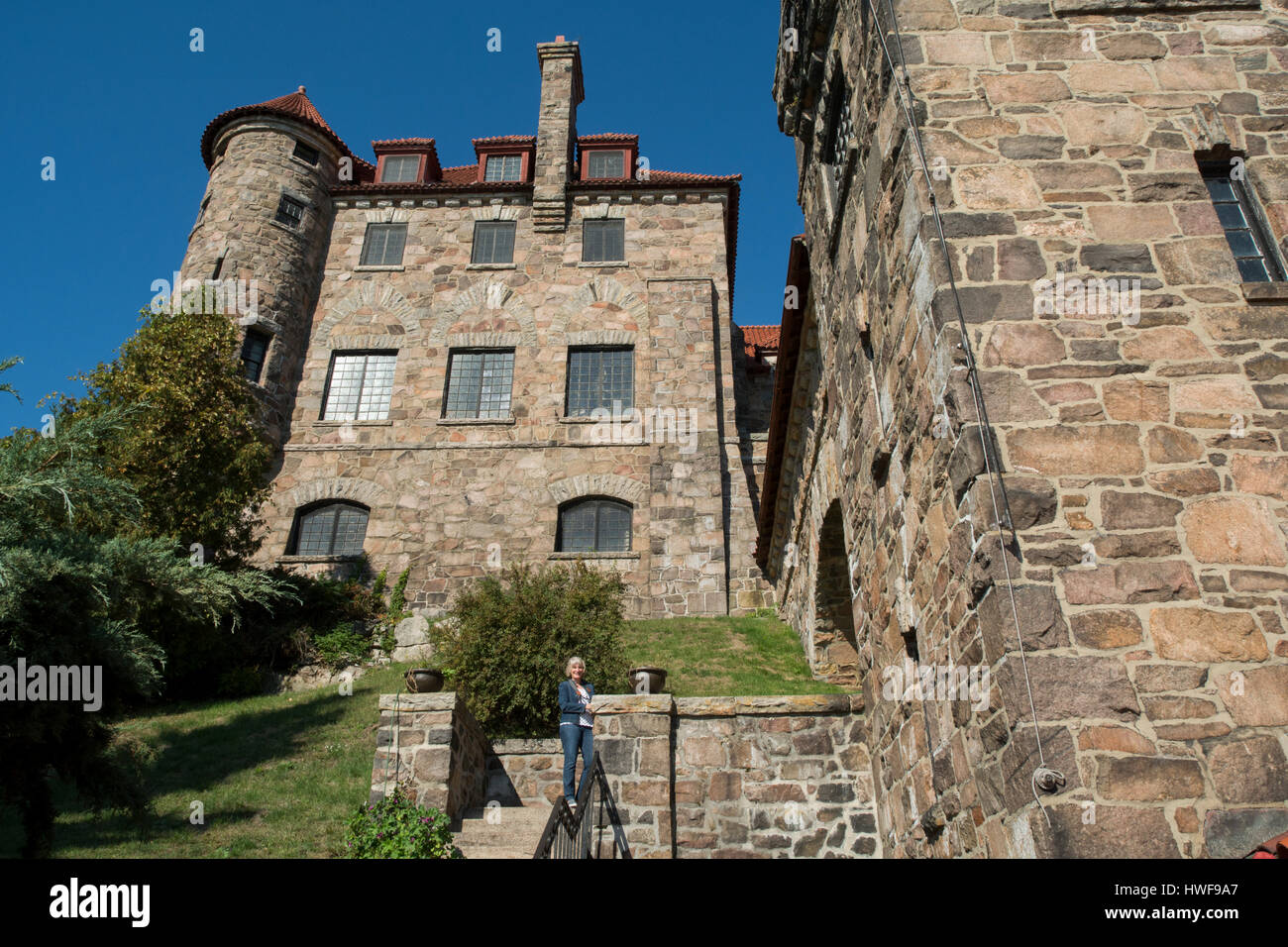New York, Chippewa Bay, Hammond, Dark Island. Singer Castle. Property ...