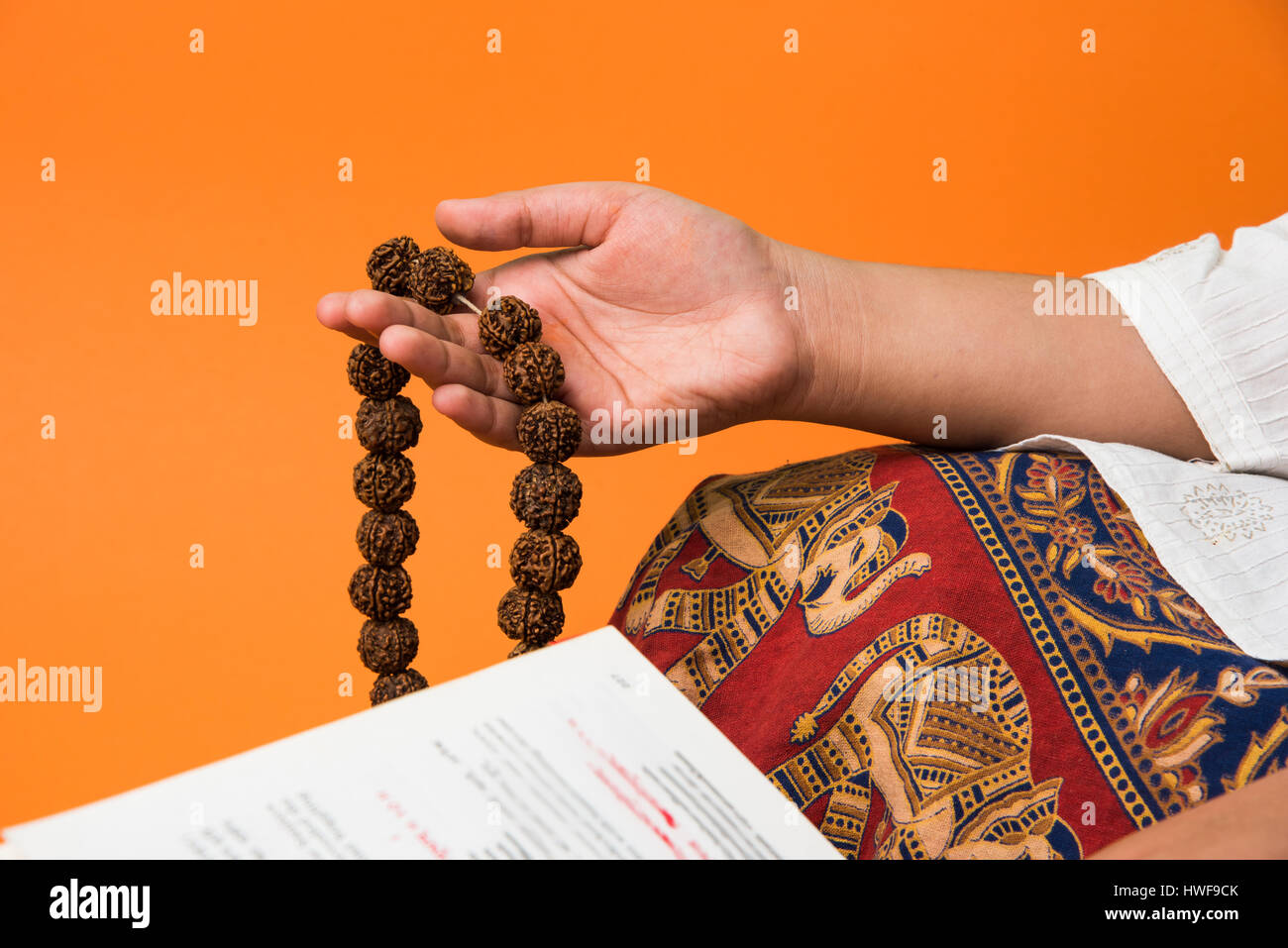 Doing mala hi-res stock photography and images - Alamy