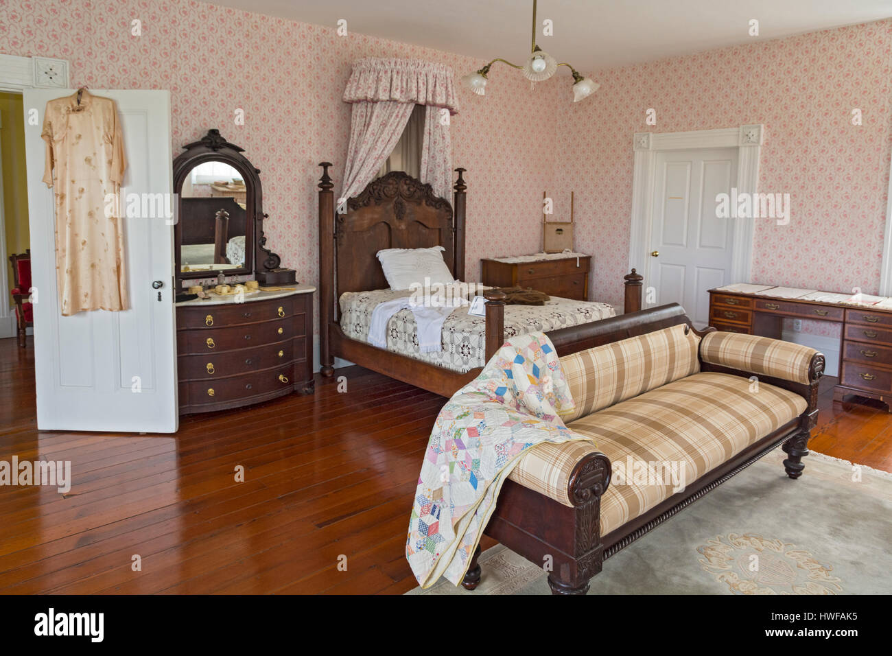 Florida, Apalachicola, Orman House, built 1838 by Thomas Orman, bedroom ...