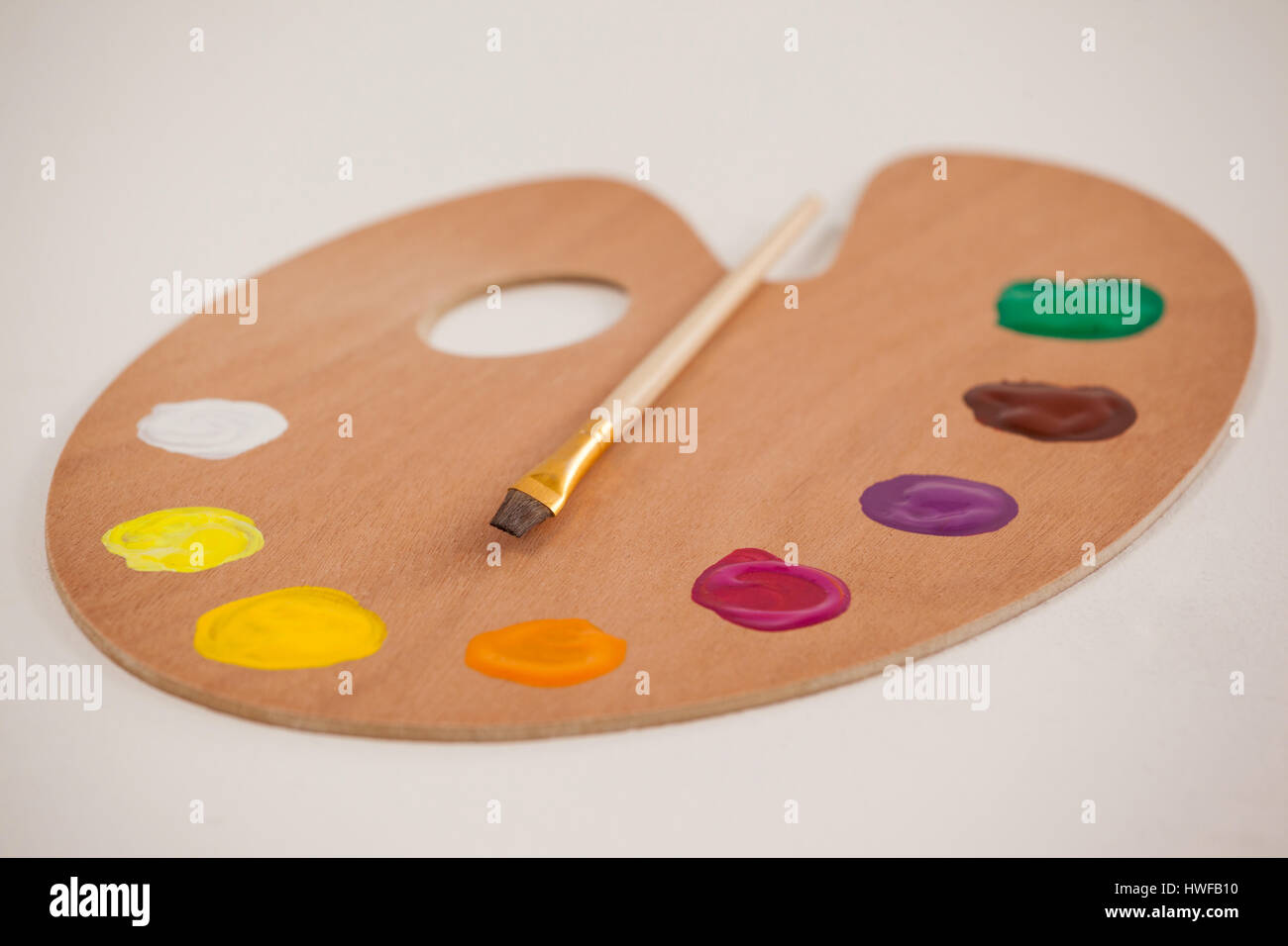 Paint palette multiple colors hi-res stock photography and images - Alamy