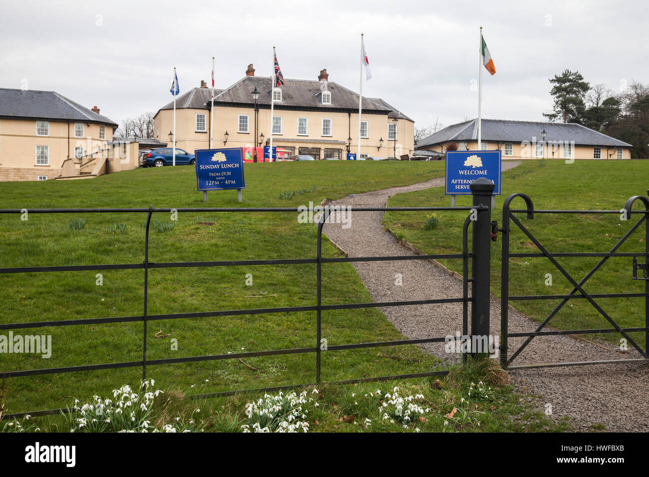Hotel pathway hi-res stock photography and images - Alamy