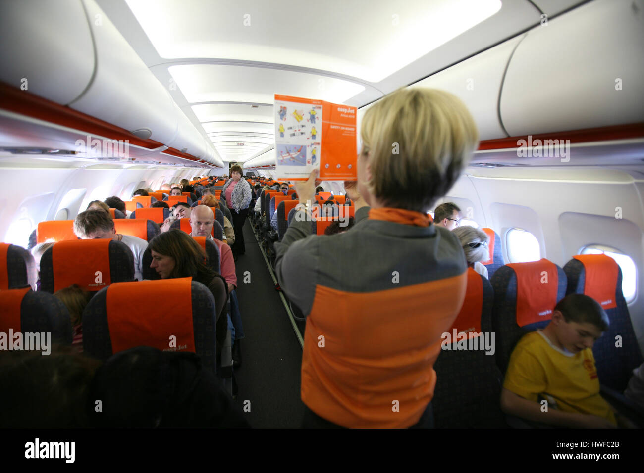 Easyjet stewardess hi-res stock photography and images - Alamy