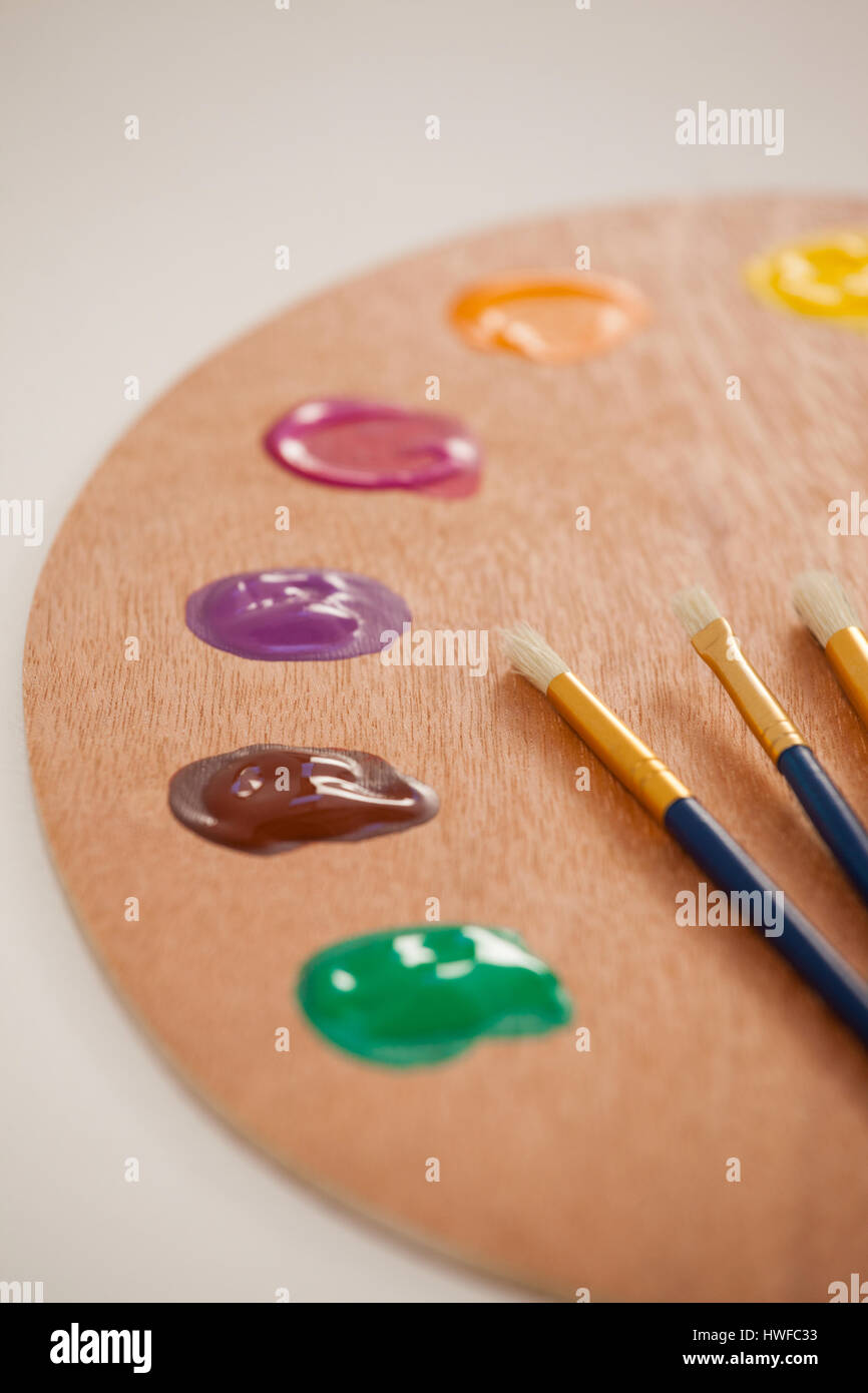 Multiple brushes with paint hi-res stock photography and images - Alamy