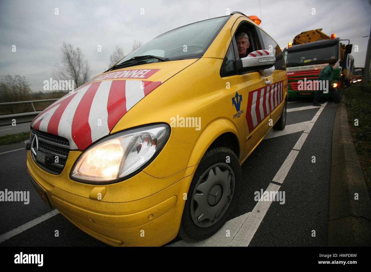 convoy exceptional (special load Stock Photo - Alamy