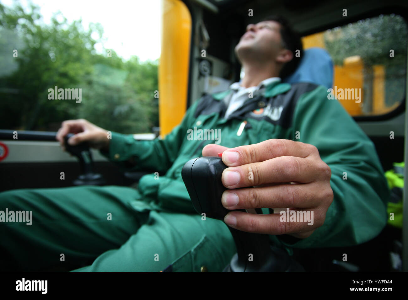 Crane driver hi-res stock photography and images - Alamy