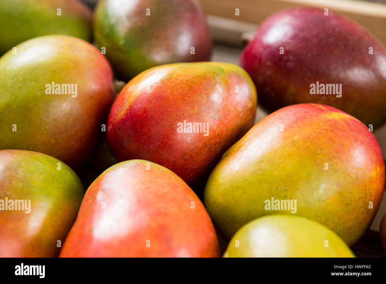 Red mangoes hi-res stock photography and images - Alamy