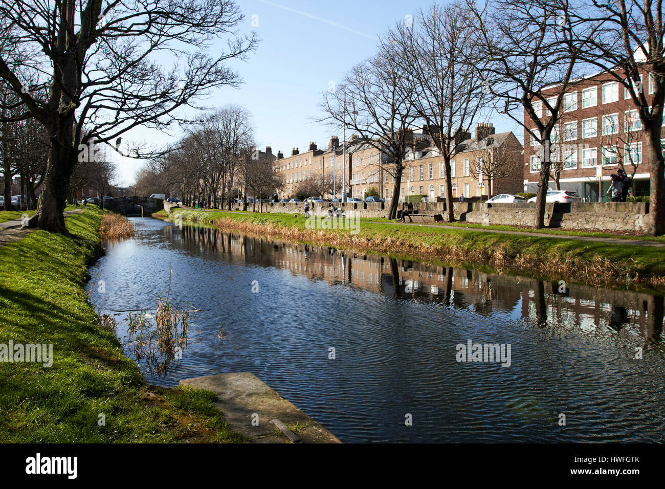 Canal in dublin hi-res stock photography and images - Alamy