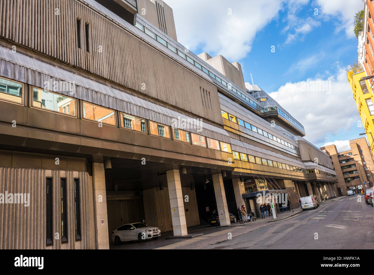 Brutalism architecture hi-res stock photography and images - Alamy
