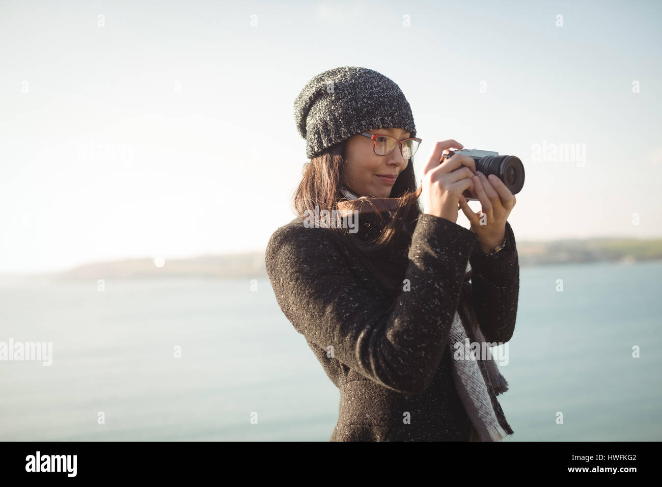 Beautiful tourist taking photo on hi-res stock photography and images ...