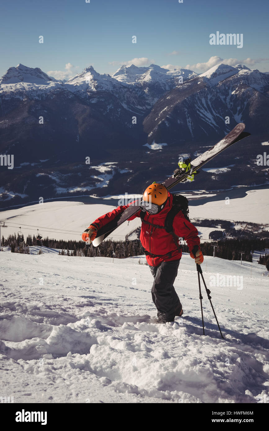 Walking in the alps hi-res stock photography and images - Alamy