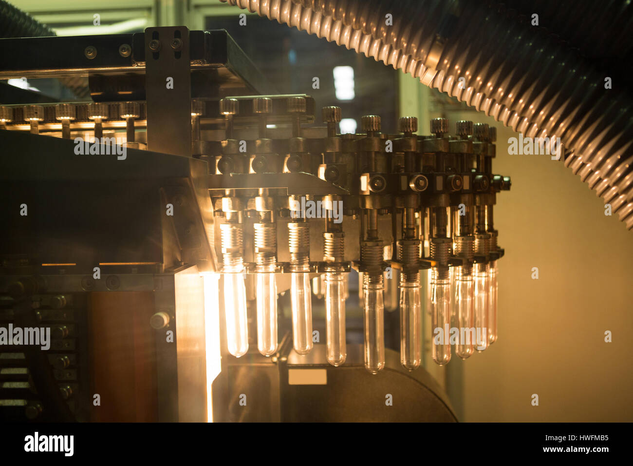 Standing test tube hi-res stock photography and images - Alamy