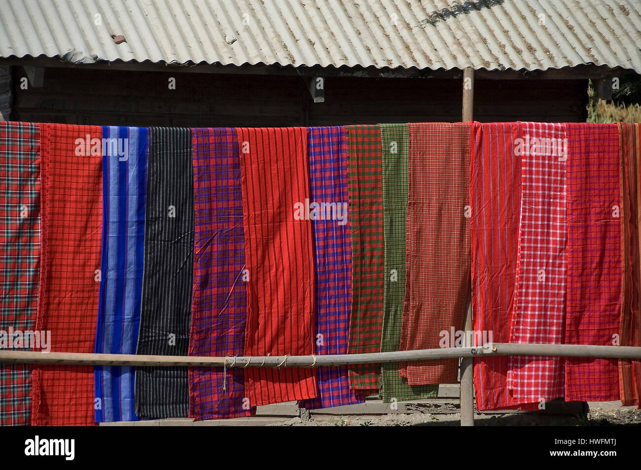 Maasai traditional colors hi-res stock photography and images - Alamy