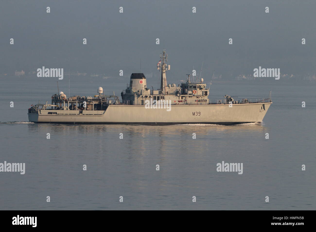 Hunt class minesweeper hi-res stock photography and images - Alamy