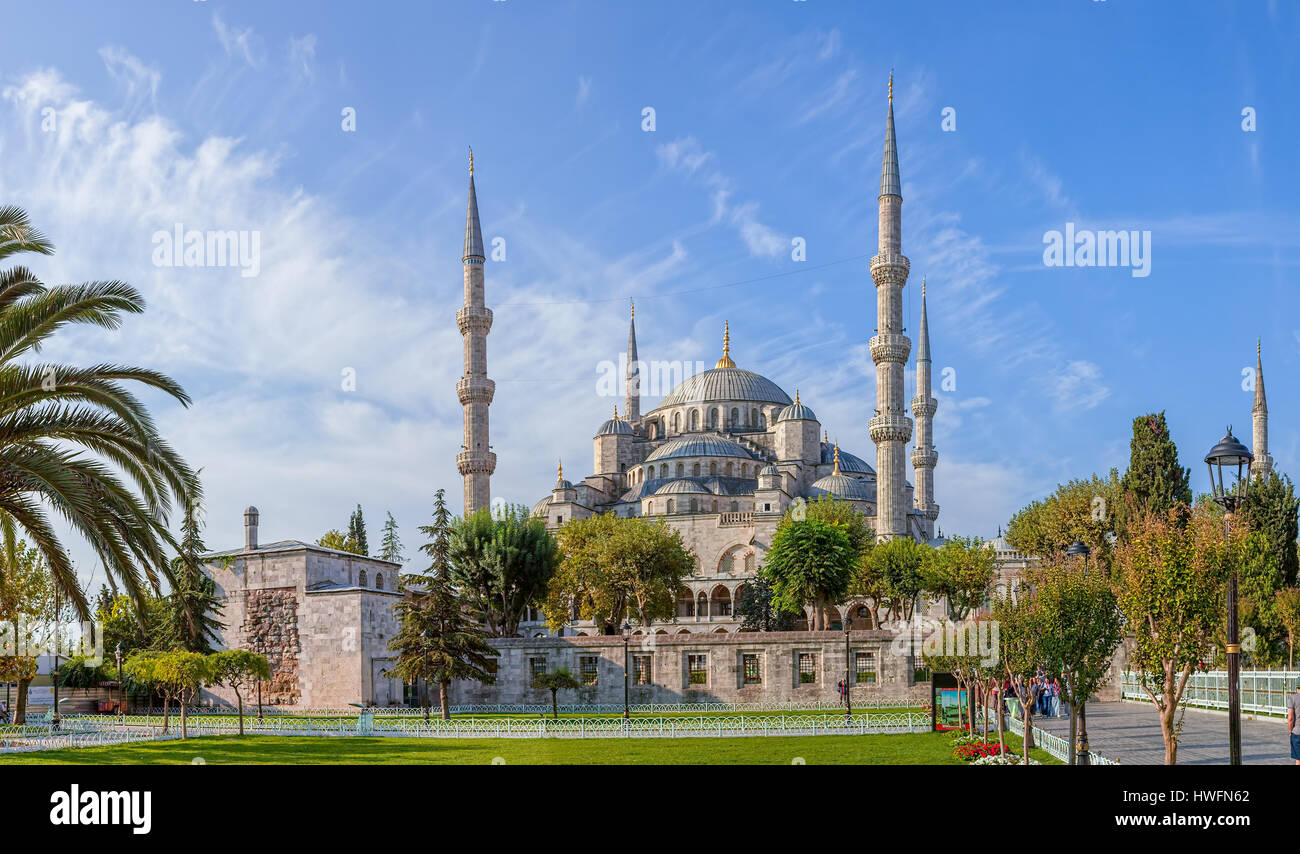 ISTANBUL, TURKEY - SEPTEMBER 27: Tourist walking around Blue mosque and ...
