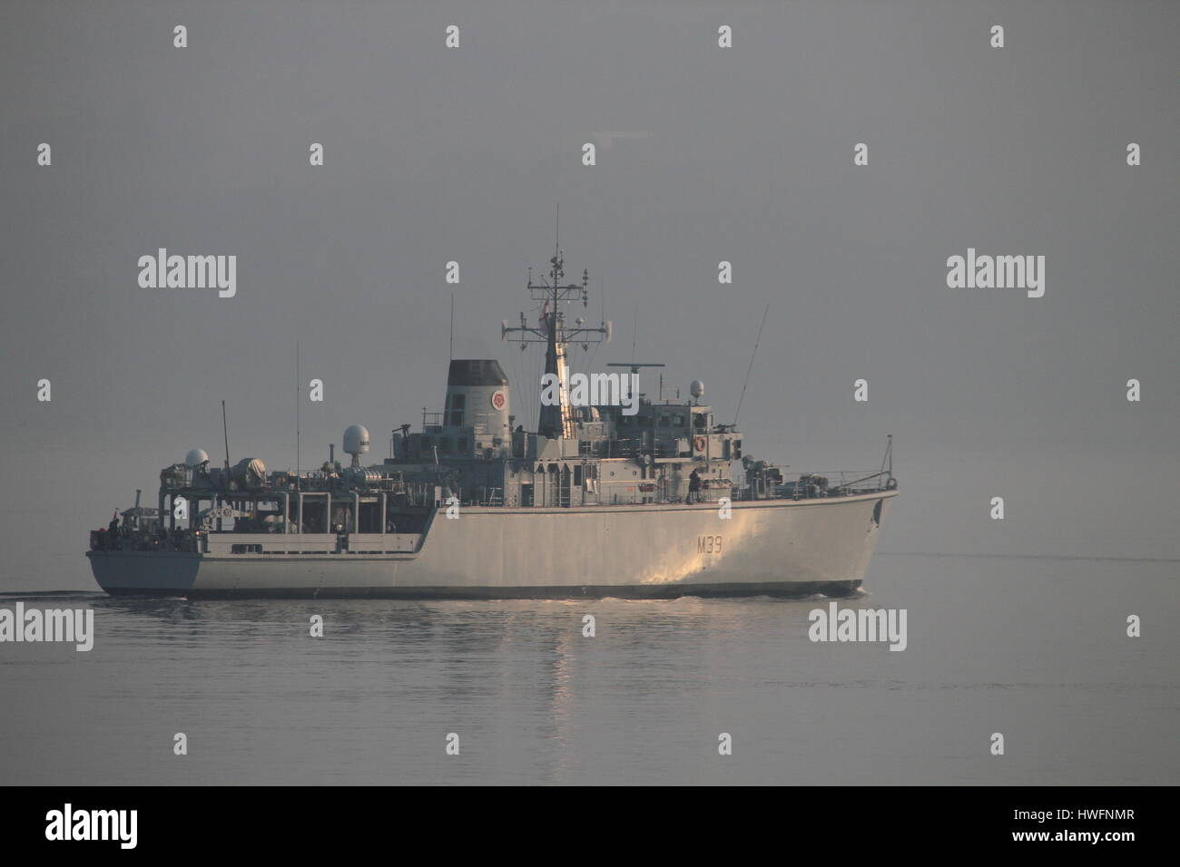 Hunt class minesweeper hi-res stock photography and images - Alamy