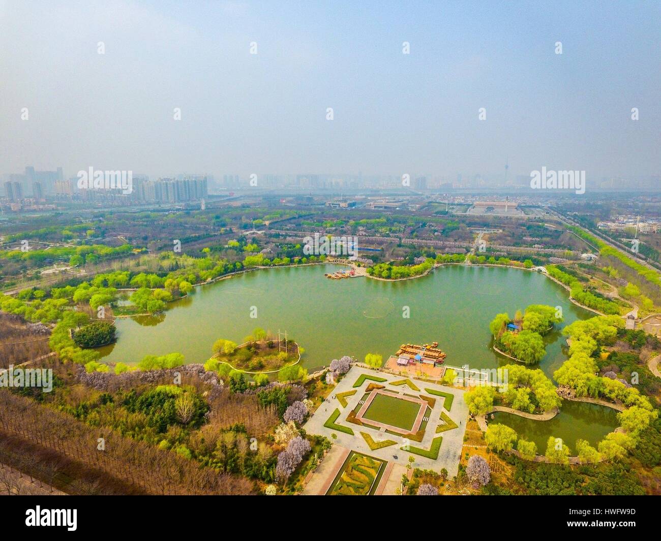 Luoyan, China. 20th Mar, 2017. Flowers bloom at the Sui and Tang ...