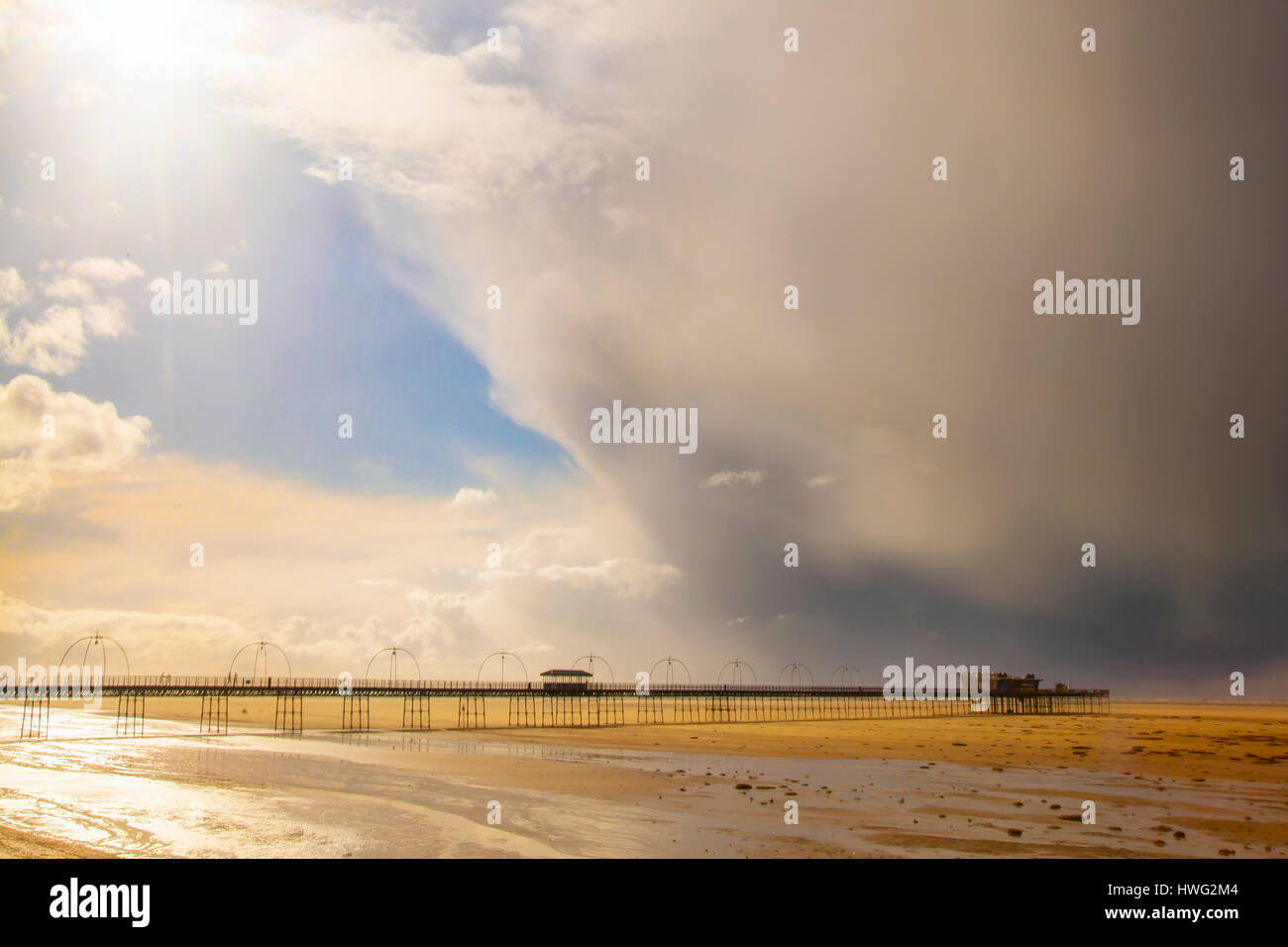 Moderate to heavy intensity rain showers hi-res stock photography and ...