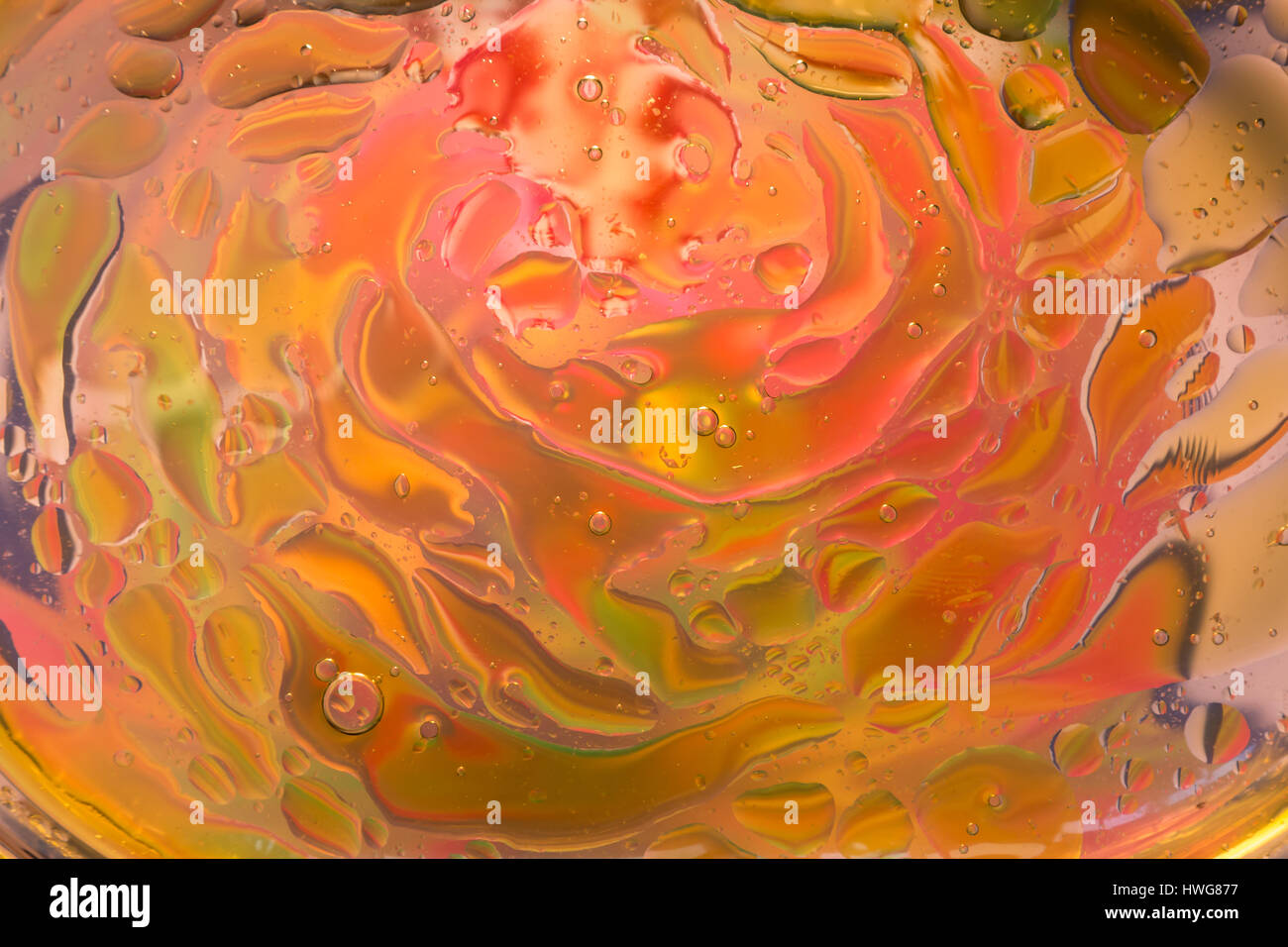 Oil and water don't mix hi-res stock photography and images - Alamy