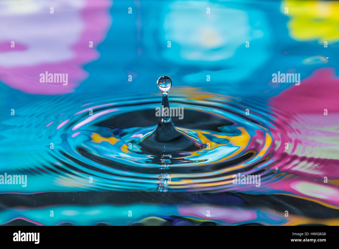 Water drop in motion Stock Photo - Alamy