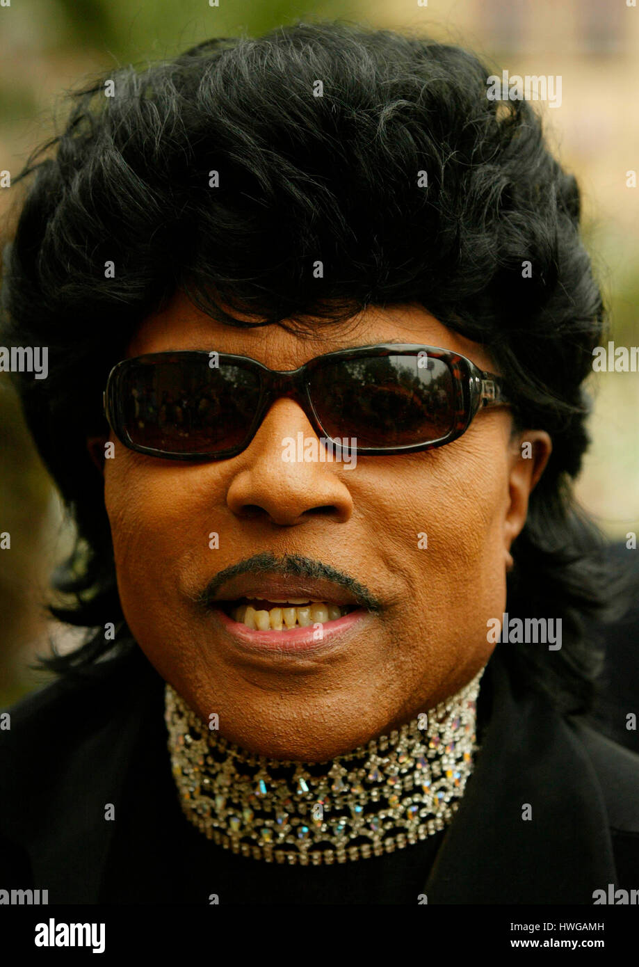 Little Richard arrives at the First AME Church for Ray Charles funeral ...