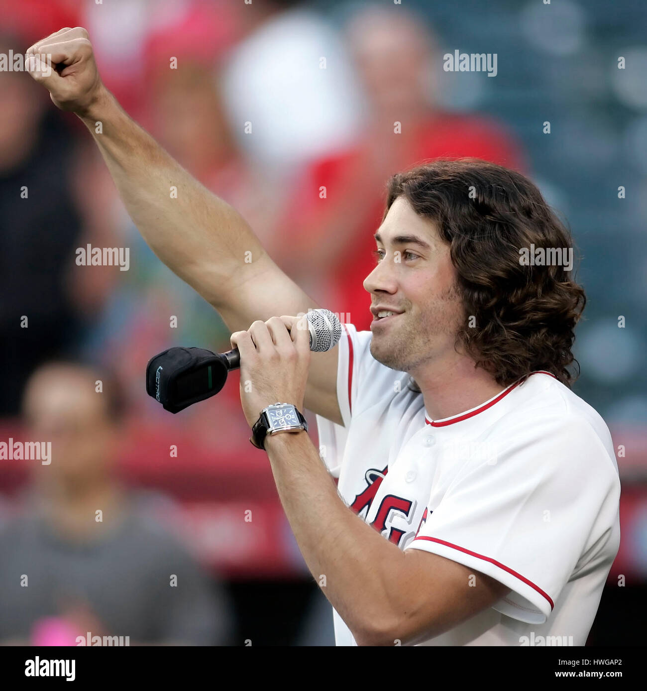 'American Idol' finalist Ace Young sings the National Anthem before the ...