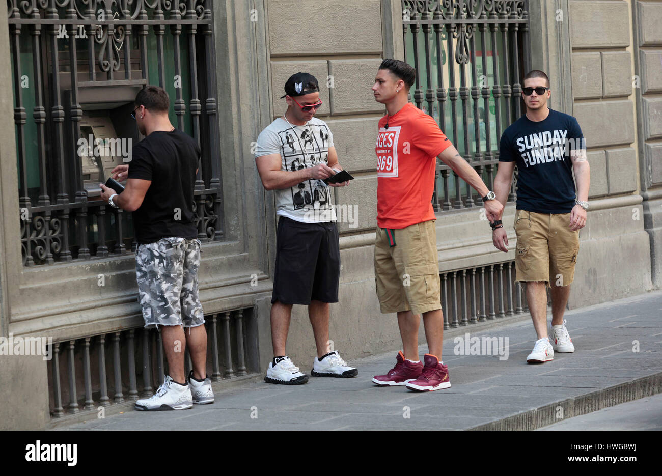 Ronnie Ortiz Magro Mike The Situation Sorrentino Dj Pauly Dand