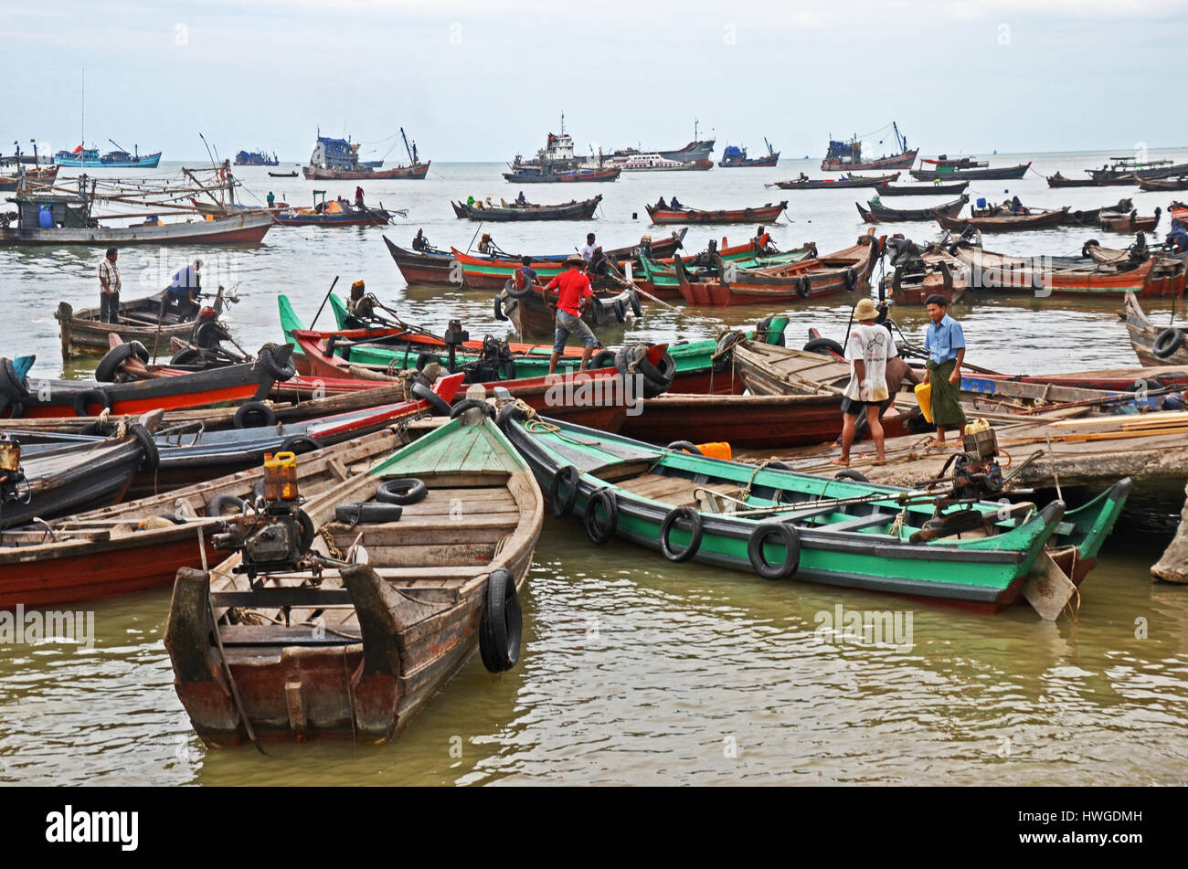 Boats in the harbour at Myeik, Myanmar Stock Photo - Alamy