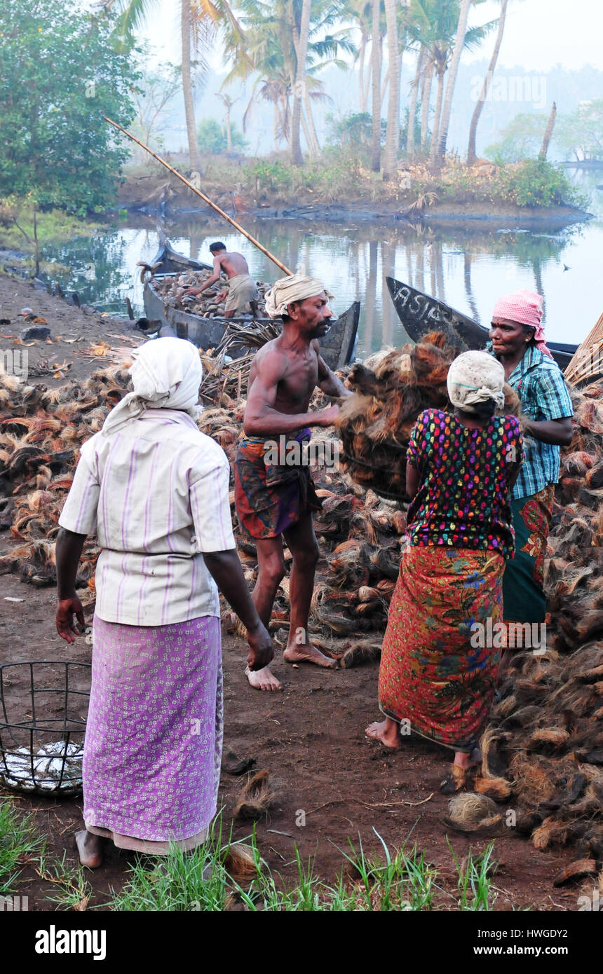 Coir making hi-res stock photography and images - Alamy