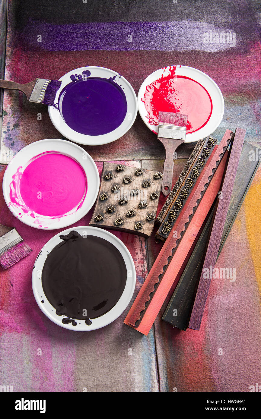 Woodblocks hi-res stock photography and images - Alamy