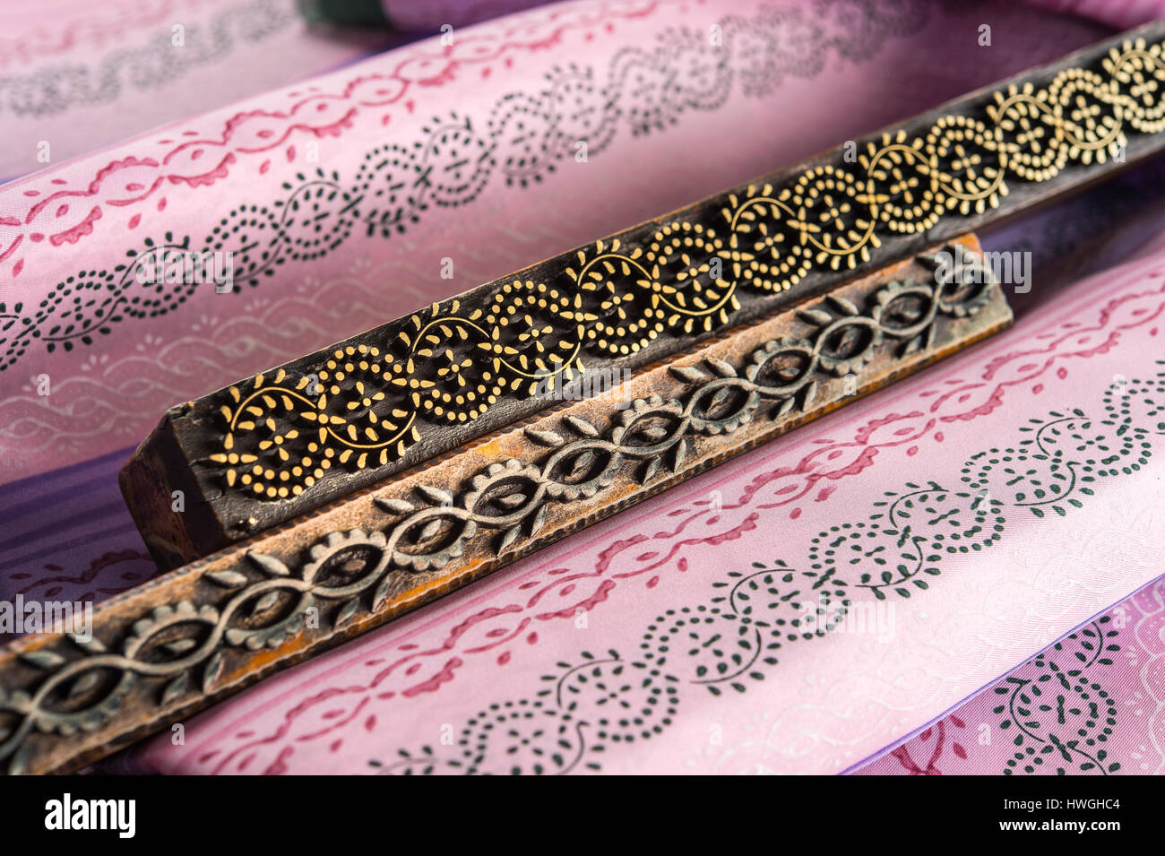 Printed fabrics hi-res stock photography and images - Alamy