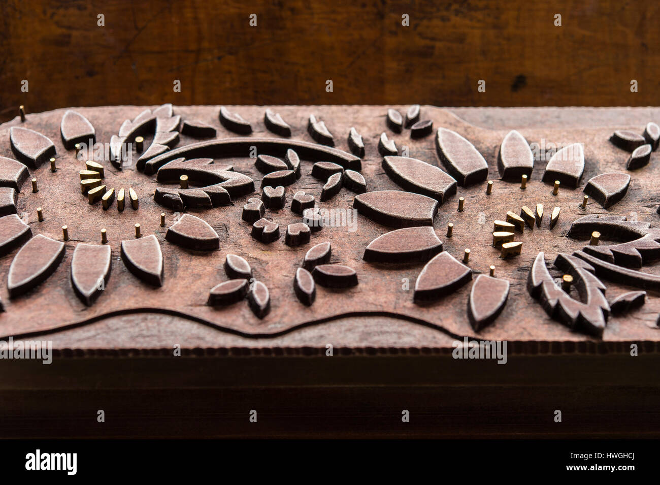 Woodblock pattern frame hi-res stock photography and images - Alamy
