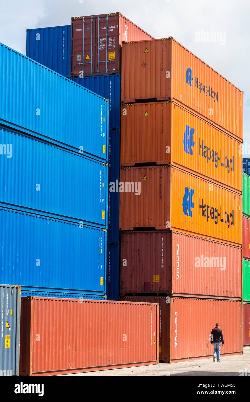 France, Seine Maritime, Le Havre, port, container storage area Stock ...