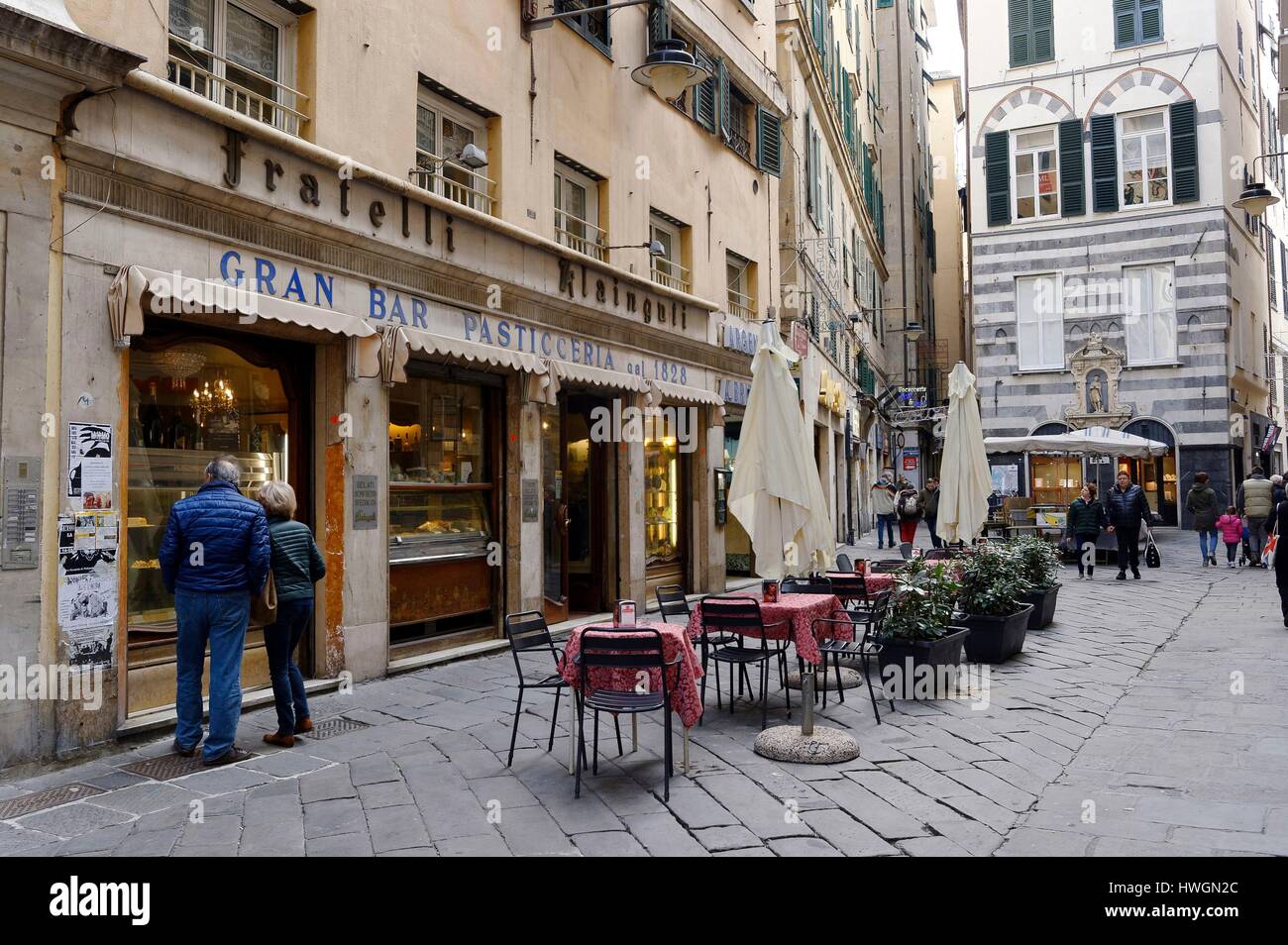Italy, Liguria, Genoa, small streets of the historical centre, Piazza ...