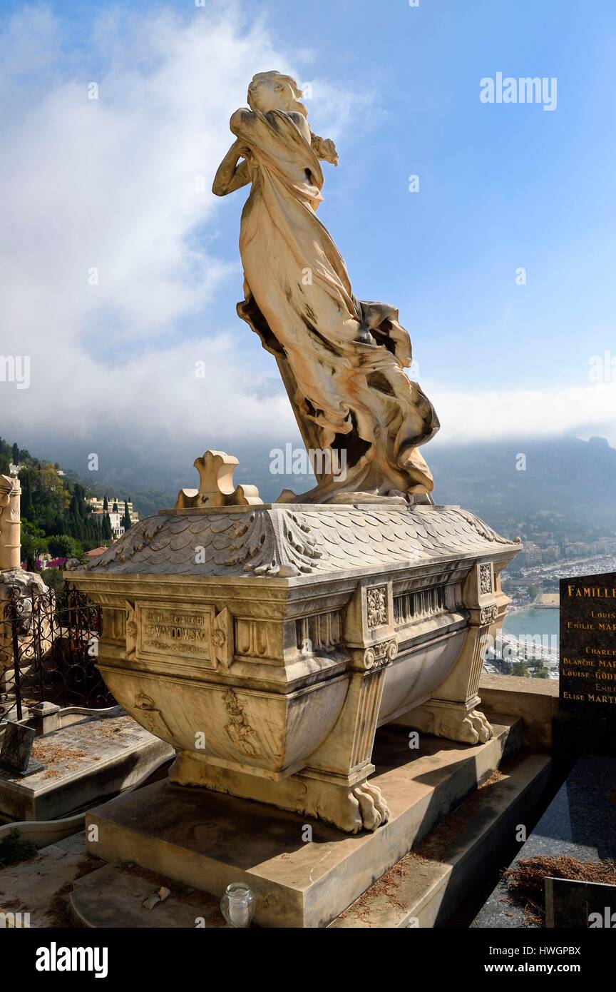 France, Alpes Maritimes, Menton, old town, the Old Castle cemetery ...