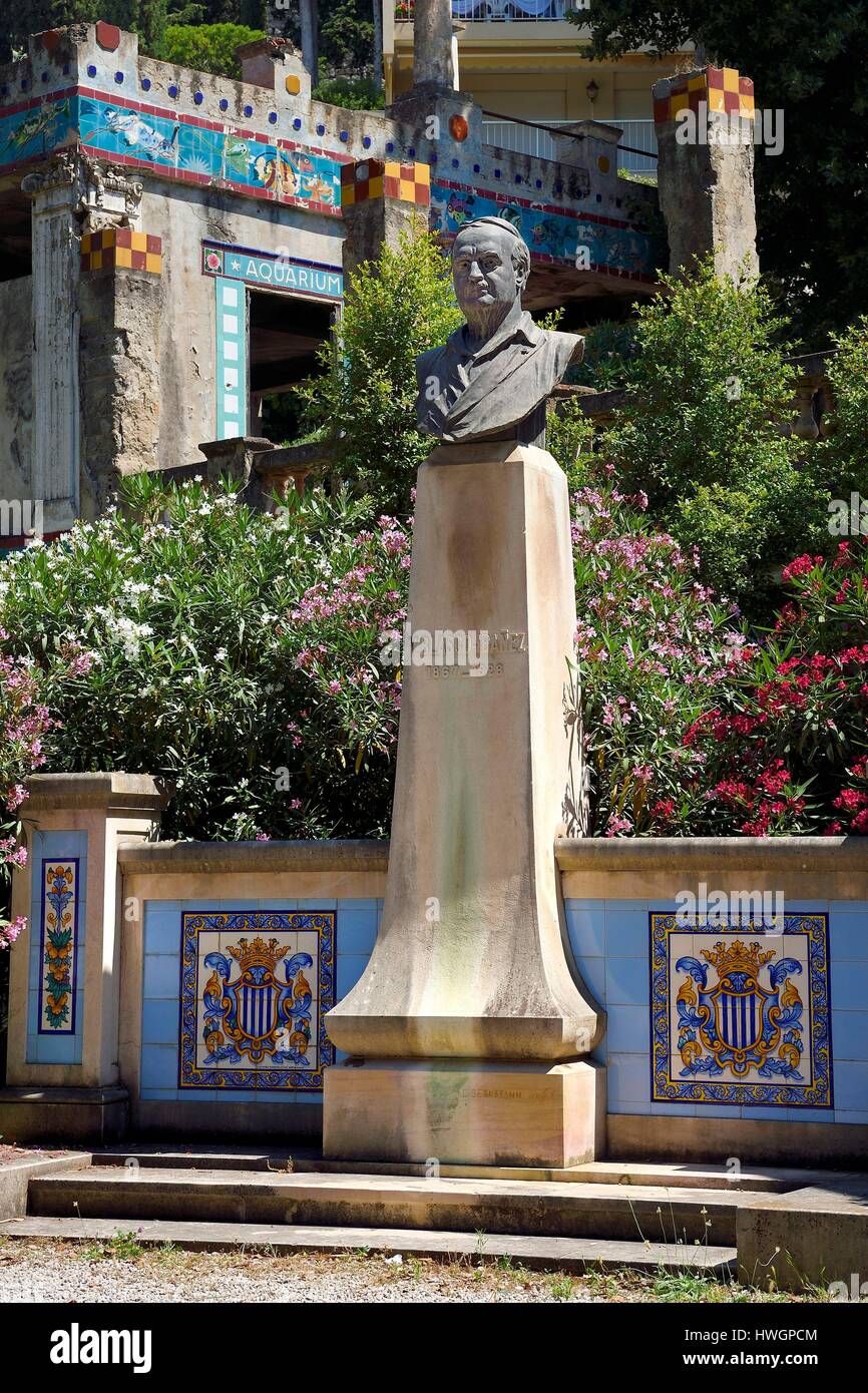 France, Alpes Maritimes, Menton, Fontana Rosa Garden, bust of Vicente ...